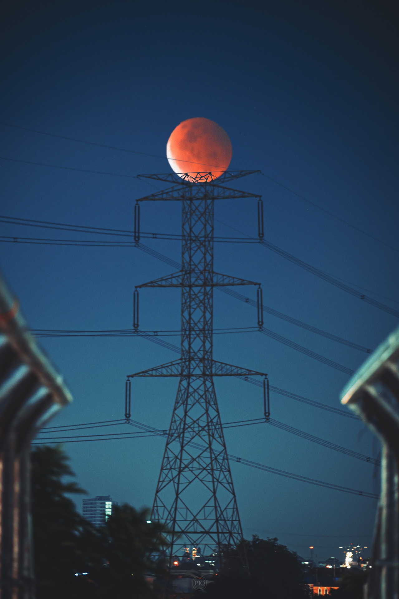 MOON