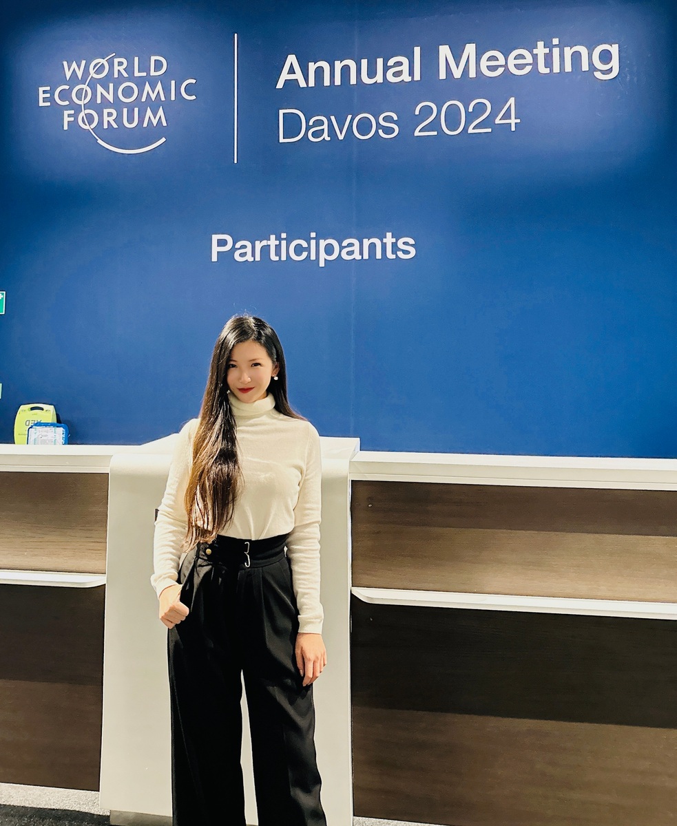 Angela Wong Cheng 鄭黄映穎